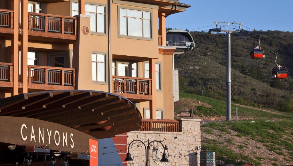 Sundial Lodge by All Seasons Resort Lodging, Park City (updated prices ...