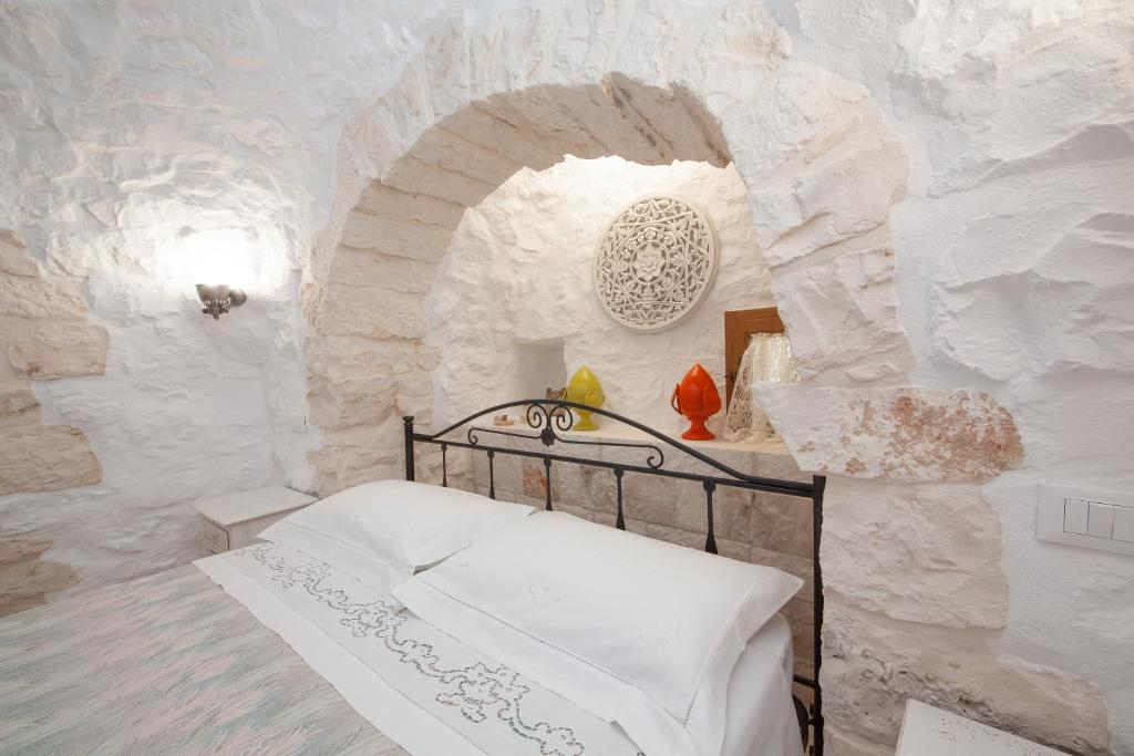 Trullo Siamese, Alberobello (updated prices 2025)