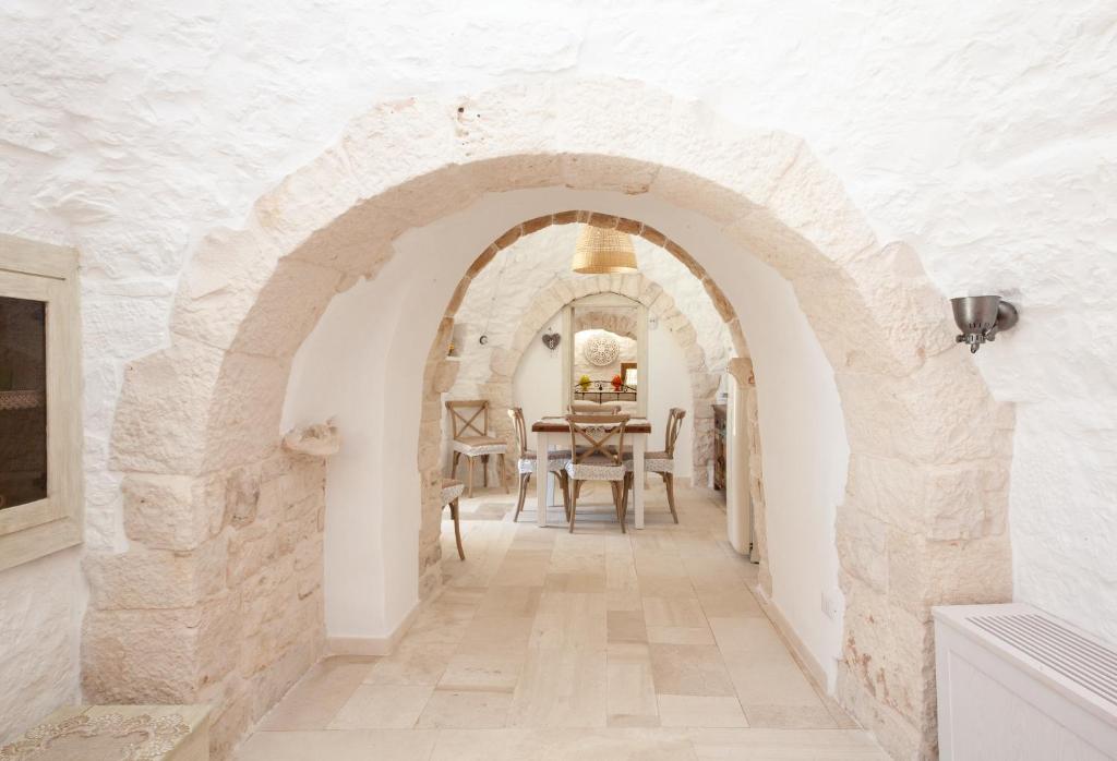Trullo Siamese, Alberobello (updated prices 2025)