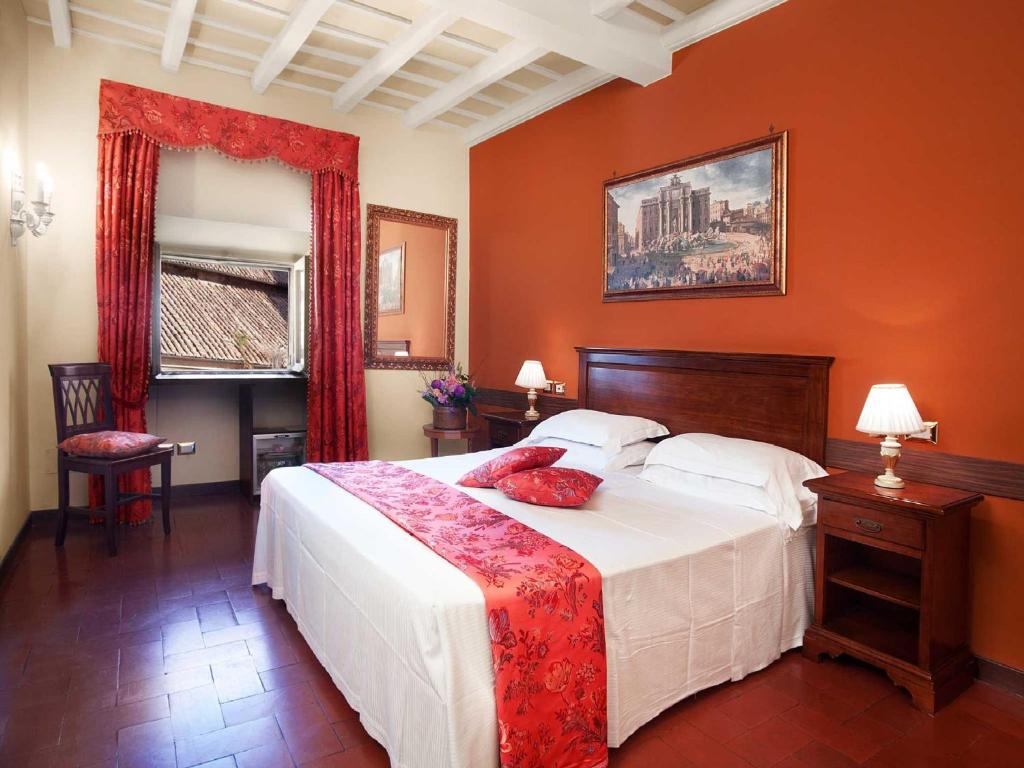 Pantheon Inn, Rome (updated prices 2025)