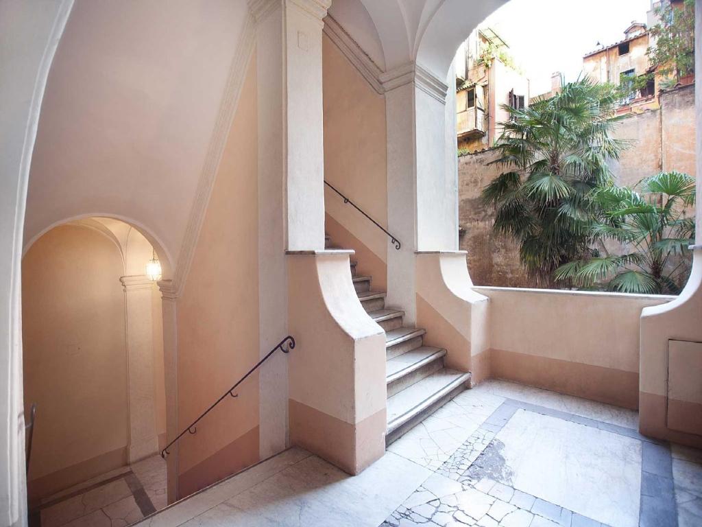 Pantheon Inn, Rome (updated prices 2025)