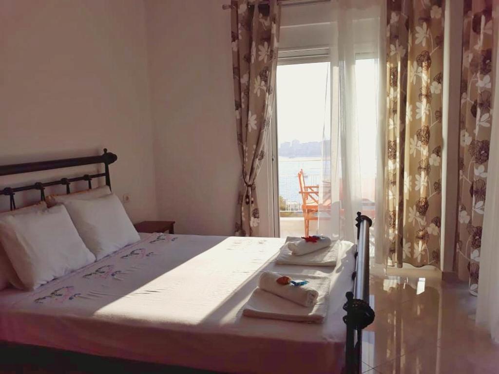 Alex Apartments, Sarandë