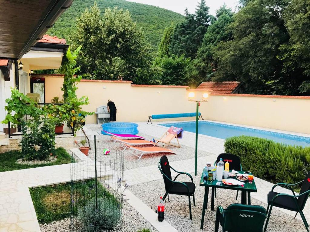 Hacijenda sa bazenom i saunom, Mostar (tarifs actualisés 2024)