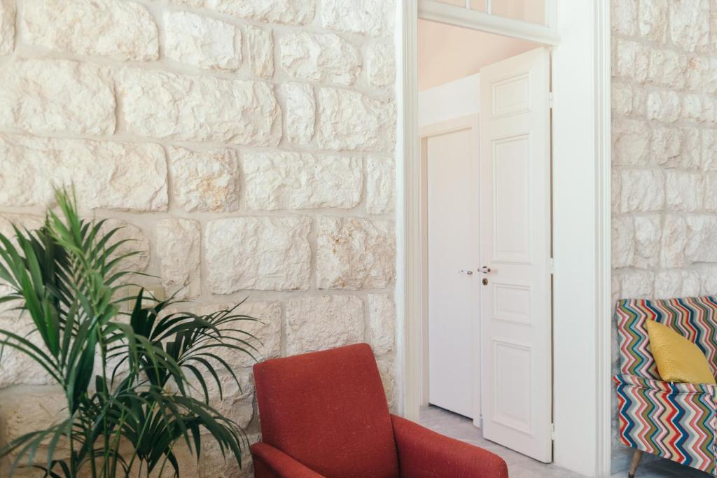 Beit El Bahr, Ţabarjā (updated prices 2025)