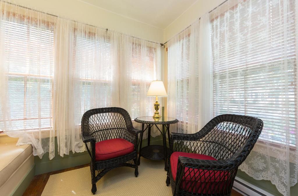 The Elmhurst Inn, Bar Harbor (updated prices 2025)