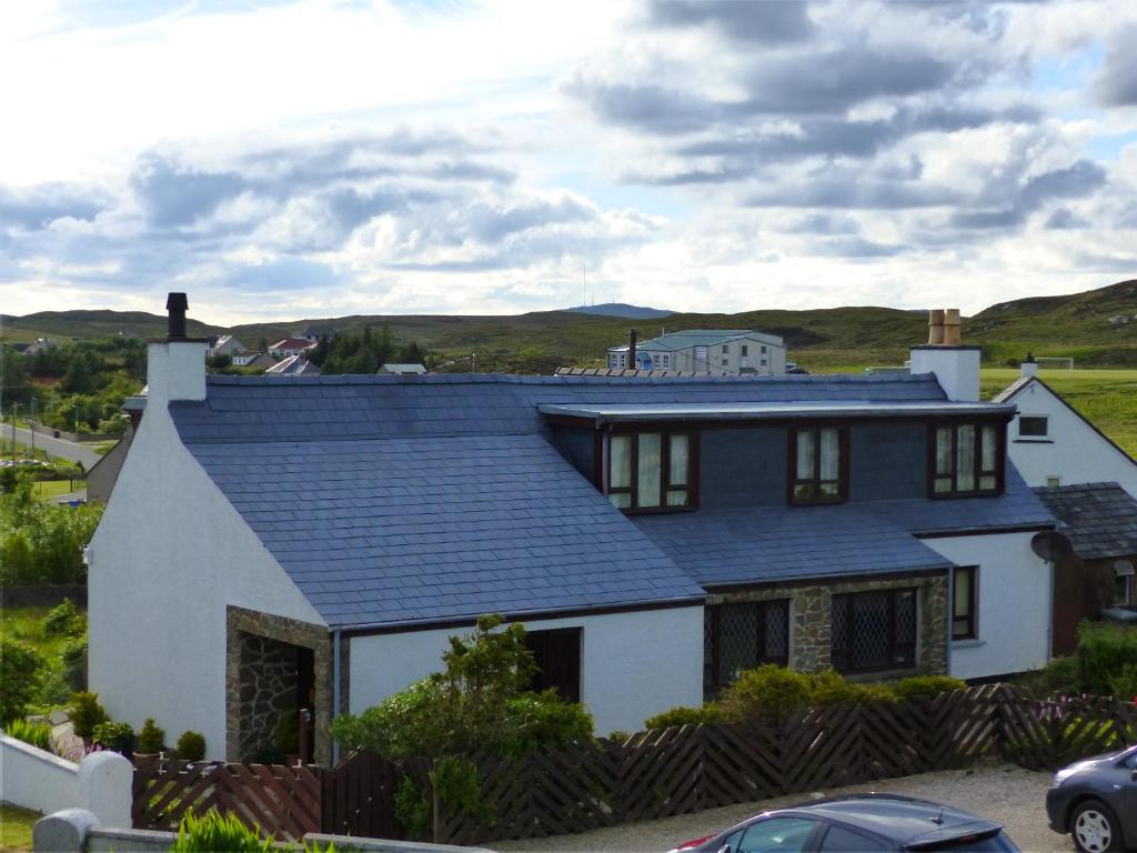 Glenhouse in Leurbost - Traveleto