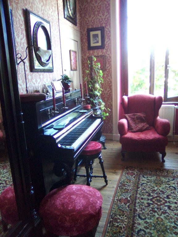 la Ganse Blanche, Usson-en-Forez (tarifs actualisés, 2026)