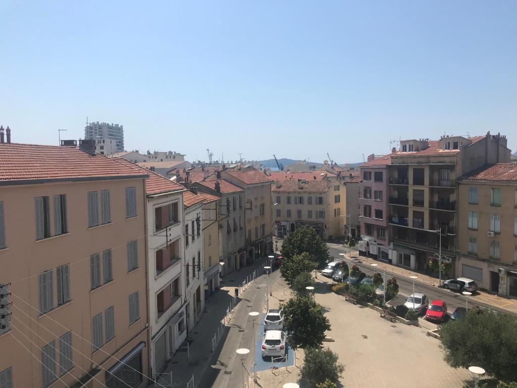 Bel Appartement Spacieux Proche De La Gare - Toulon
