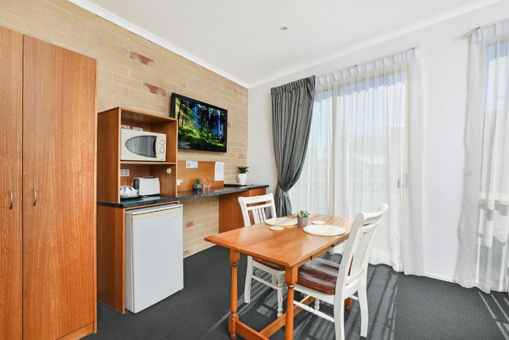 Caboolture Riverlakes Boutique Motel, Caboolture (updated prices 2025)