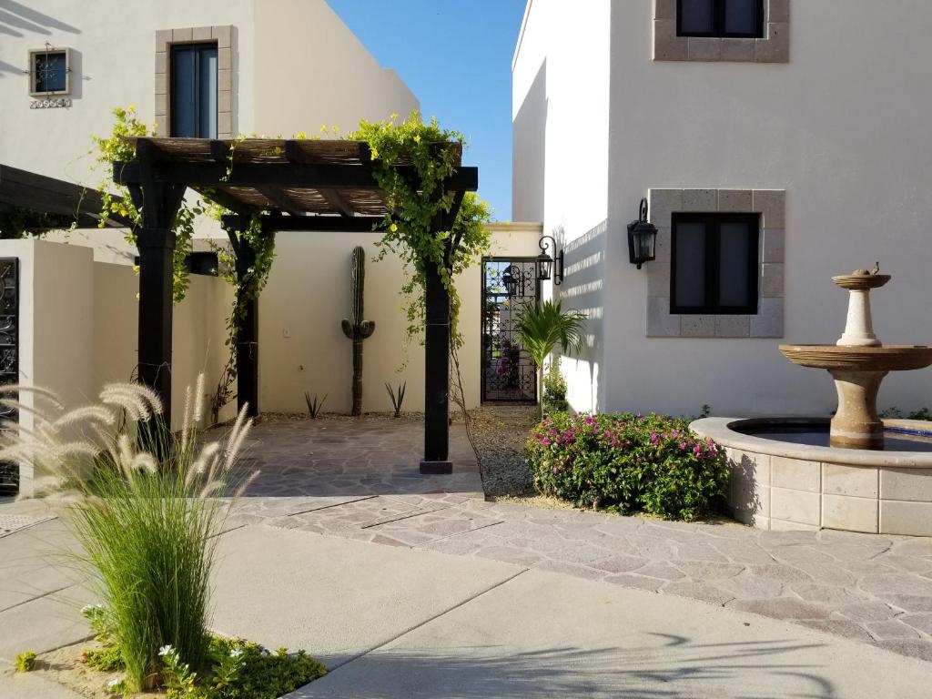 Quivira Los Cabos Condos and Homes -Vacation Rentals, Cabo San Lucas ...