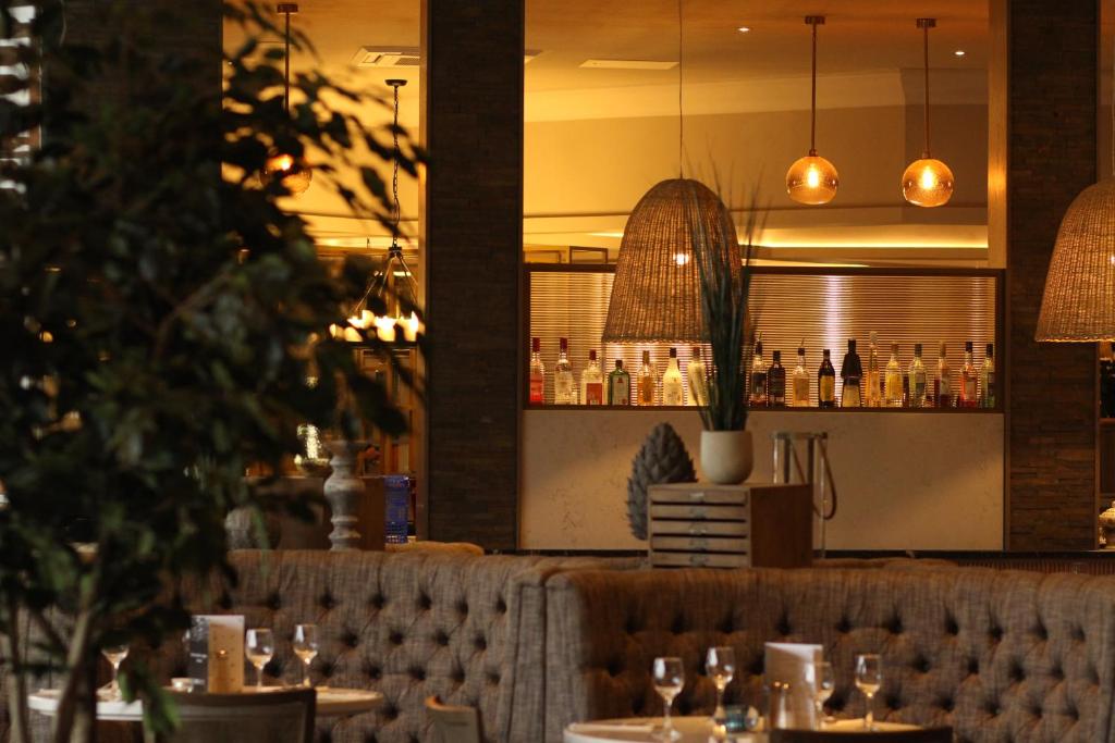 Riverside Lodge Hotel, Irvine (updated prices 2025)