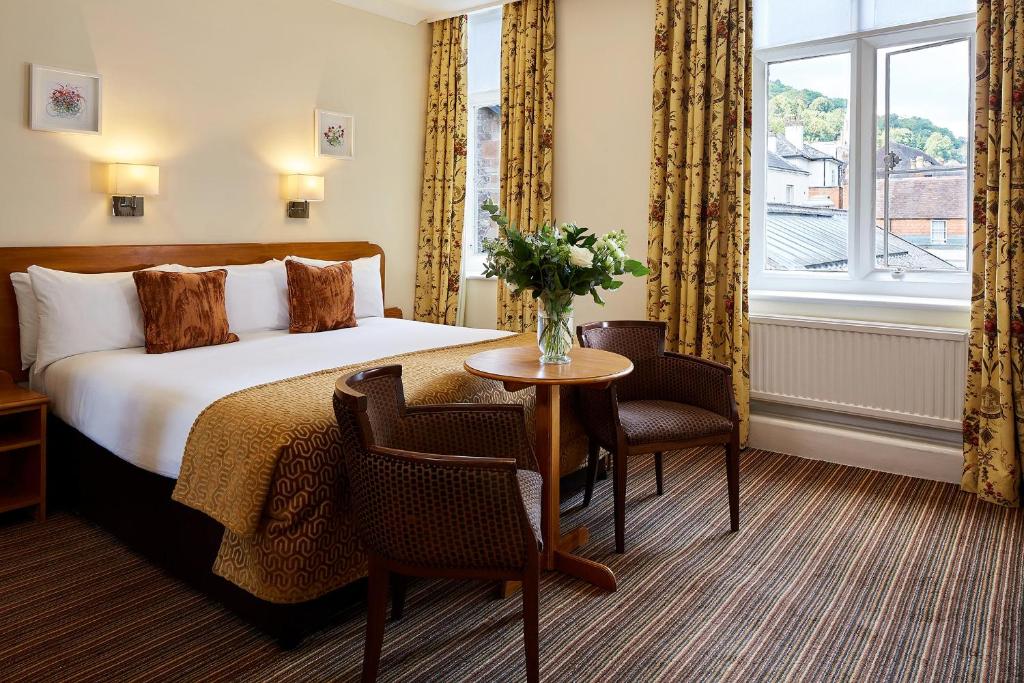 The Abbey, Great Malvern (updated prices 2025)