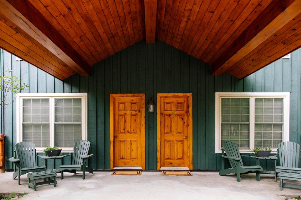 Heather Lodge, Minden (updated prices 2025)