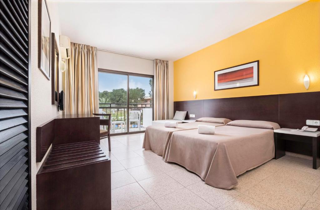 azuLine Hoteles Mar Amantis & II, San Antonio Bay (updated prices 2025)