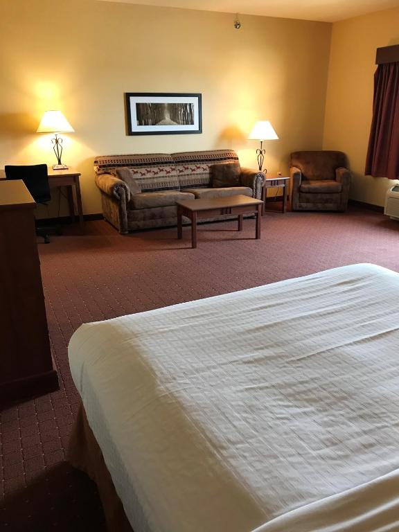 AmericInn by Wyndham Fargo Medical Center, Fargo (updated prices 2025)