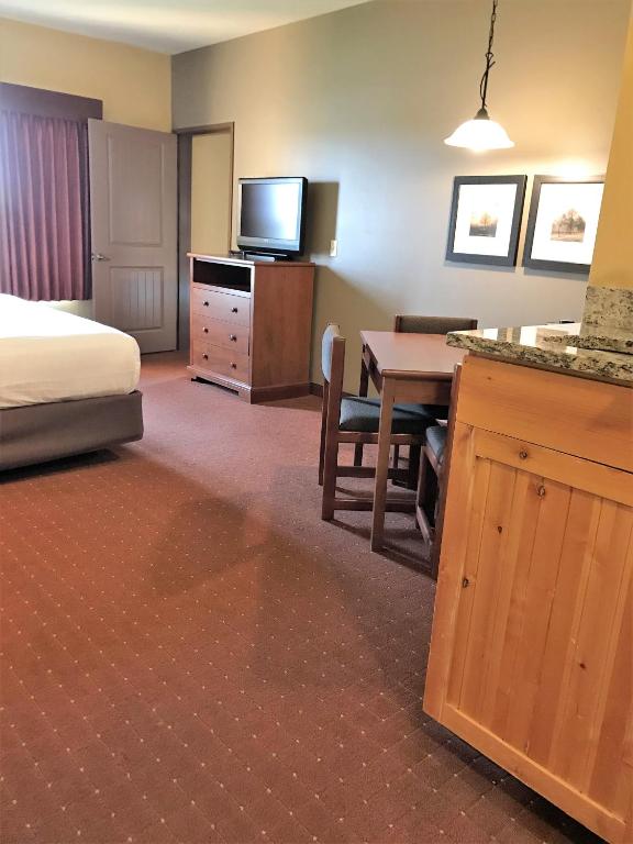 AmericInn by Wyndham Fargo Medical Center, Fargo (updated prices 2025)