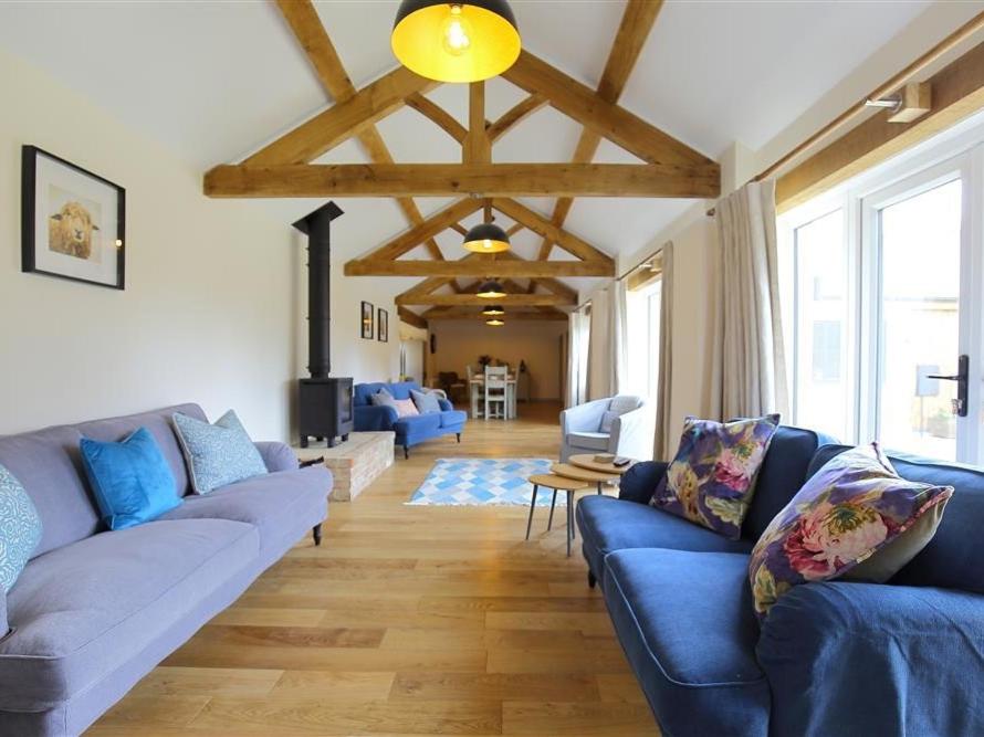 Court Hayes Farm Barns, Wyck Rissington (updated prices 2025)