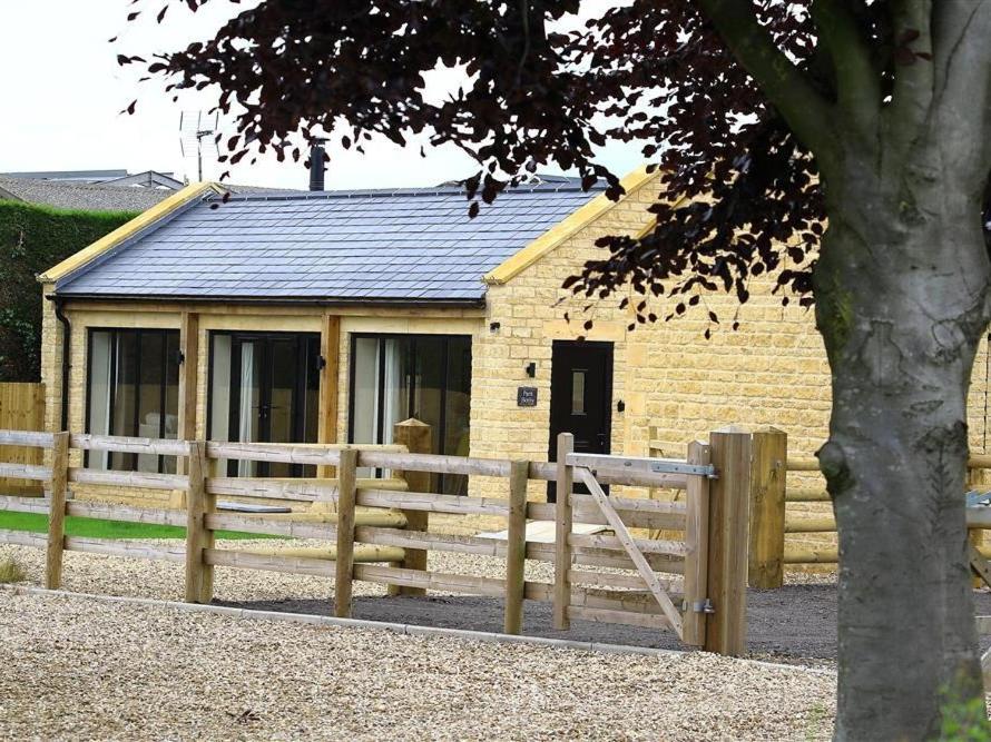 Court Hayes Farm Barns, Wyck Rissington (updated prices 2025)