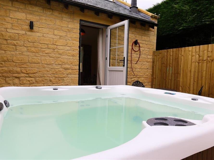 Court Hayes Farm Barns, Wyck Rissington (updated prices 2025)