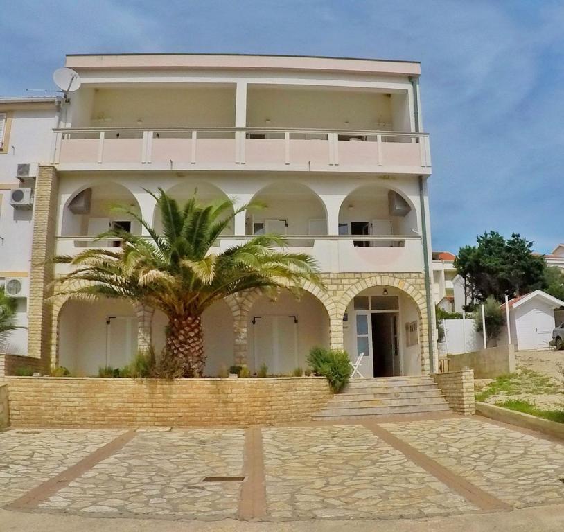 Miamare, Kustici (preços atualizados para 2024)