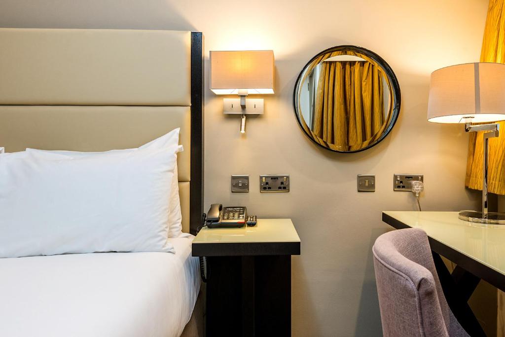 New Place, Fareham (updated prices 2025)