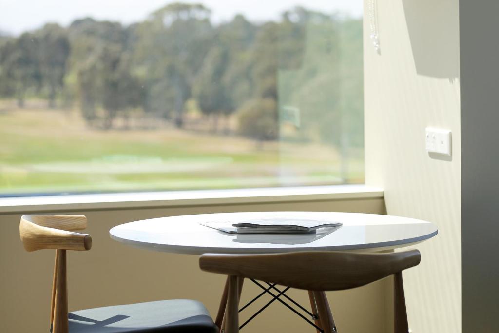 Art Series - The Larwill Studio, Melbourne (updated prices 2025)