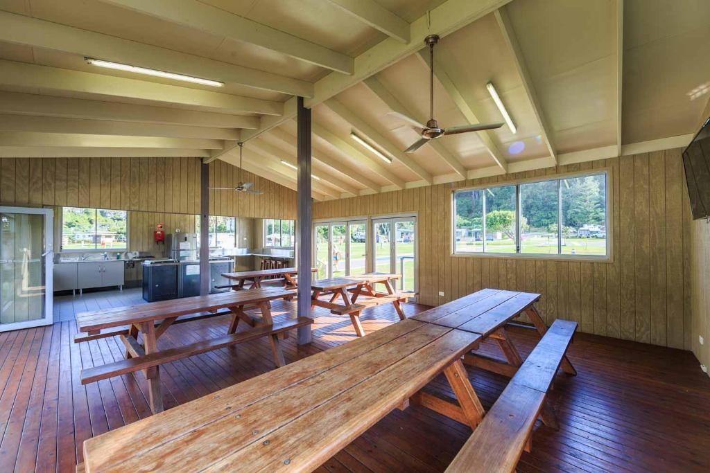 Reflections Seal Rocks - Holiday Park, Smiths Lake (updated prices 2025)