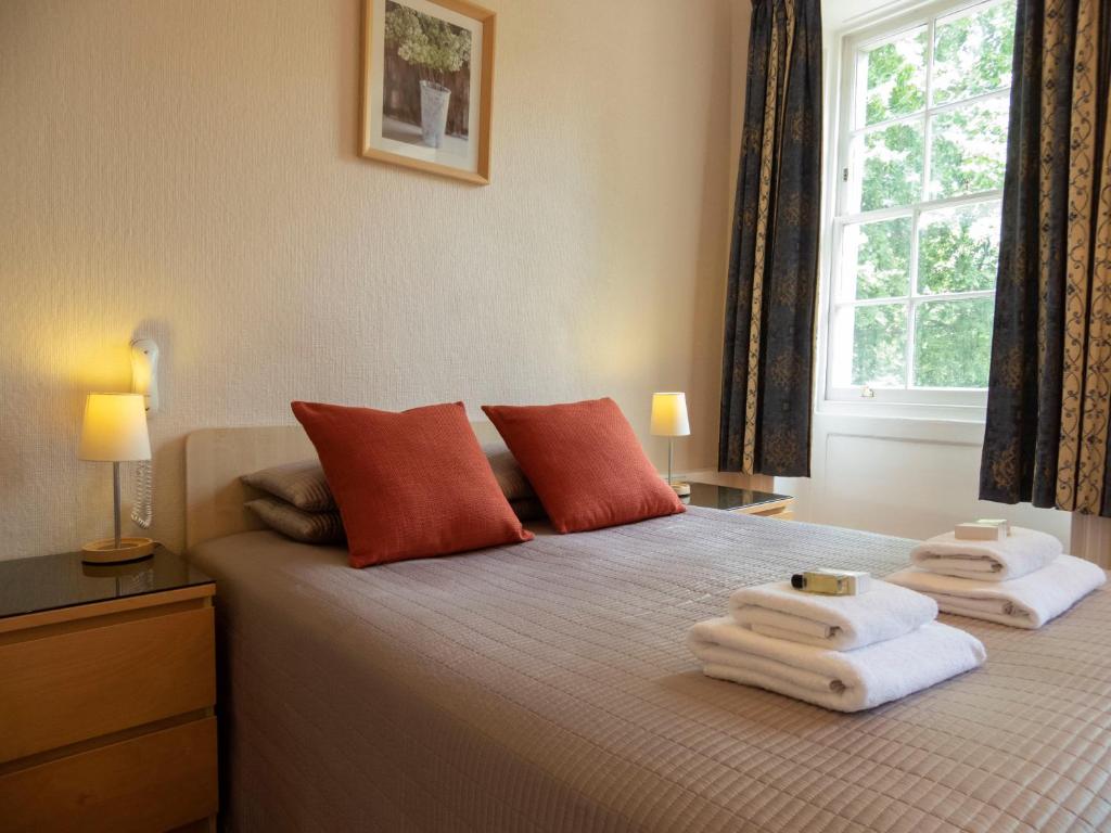 Euro Hotel, London (updated prices 2025)