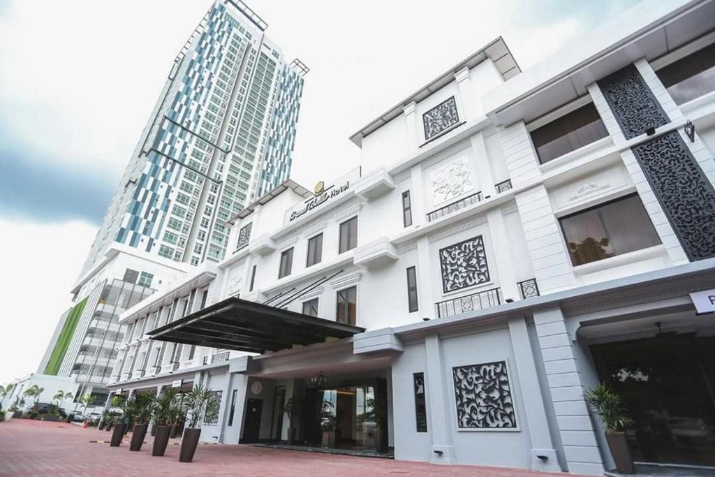 Paragon Suites Studios with Private Jacuzzi near CIQ RTS, Johor Bahru ...