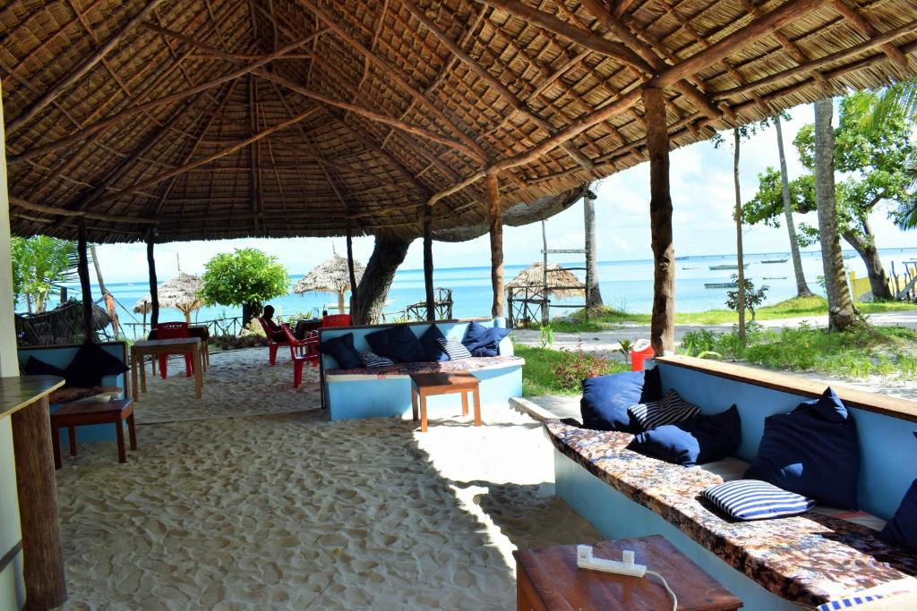 Juani beach bungalows, Kilindoni (updated prices 2025)