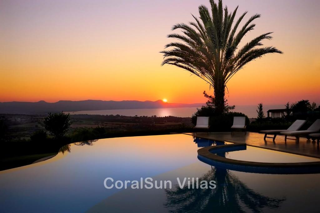 ELITE Amazing Villa with Heated Pool by Coral Sun Villas, Polis ...