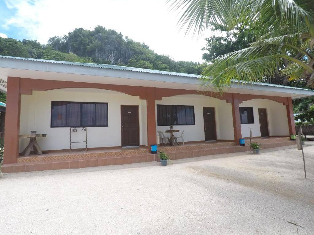 Se San Beach Resort-Isla de Gigantes, Carles (updated prices 2025)
