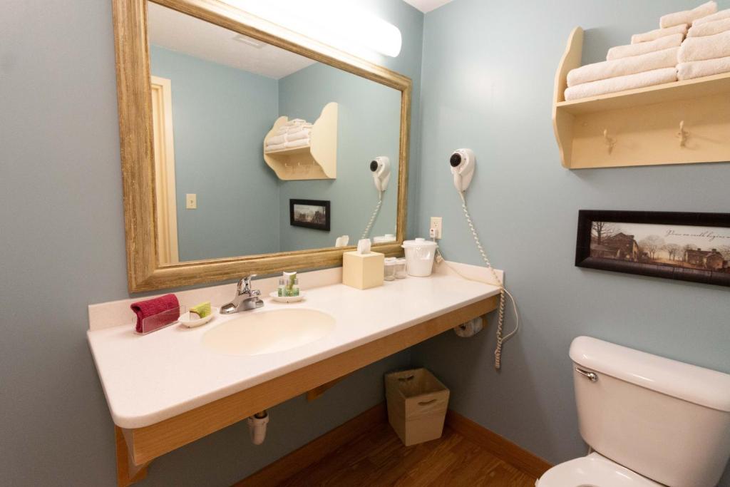 Essenhaus Inn & Conf. Center, Middlebury (updated prices 2025)