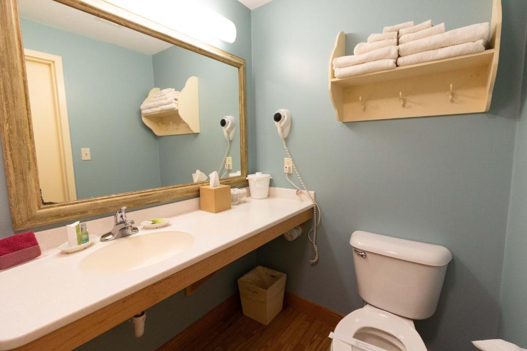 Essenhaus Inn & Conf. Center, Middlebury (updated prices 2025)