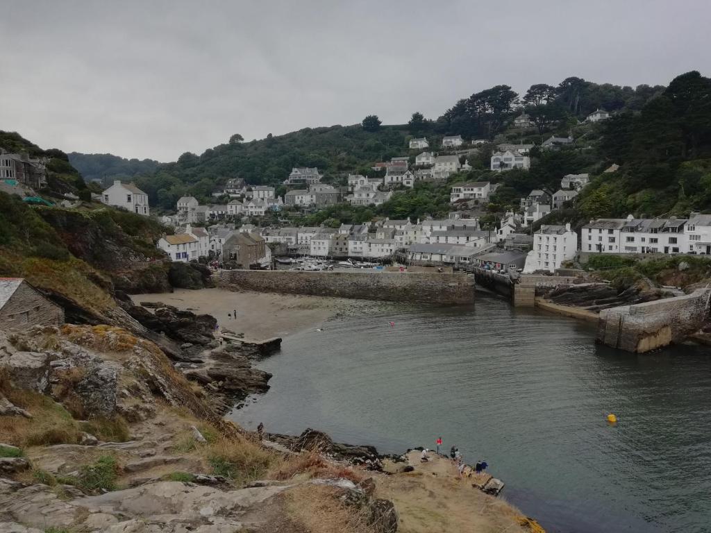 The House on the Props, Polperro (updated prices 2025)