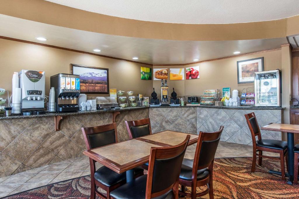Quality Inn Colorado Springs South, Colorado Springs (updated prices 2025)