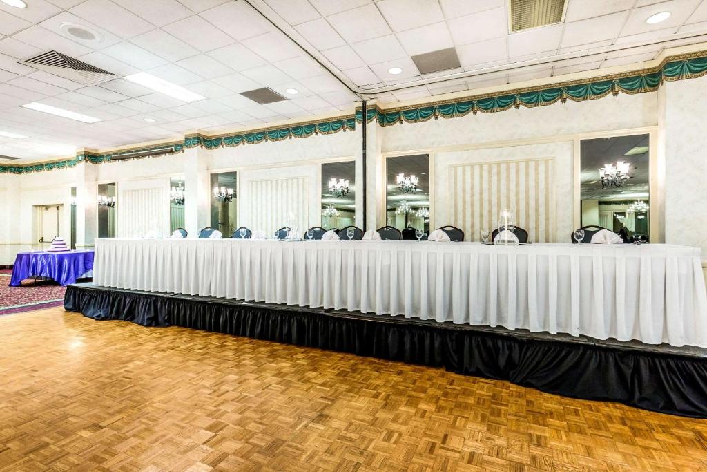 Clarion Inn Frederick Event Center, Frederick (updated prices 2025)