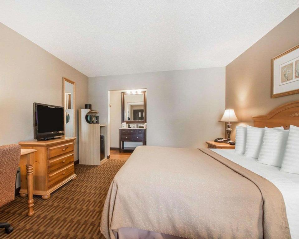 Quality Inn US65 & E Battlefield Rd Springfield, Springfield (updated ...