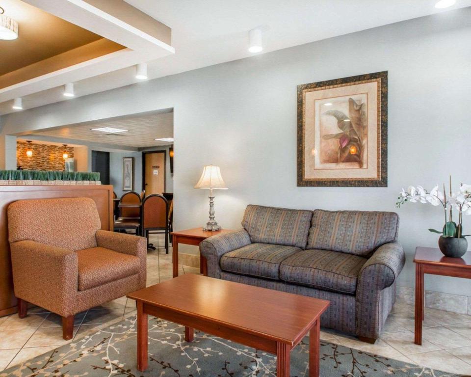 Quality Inn US65 & E Battlefield Rd Springfield, Springfield (updated ...