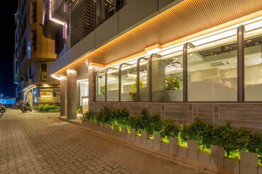 Samann Grand, Malé (updated prices 2025)