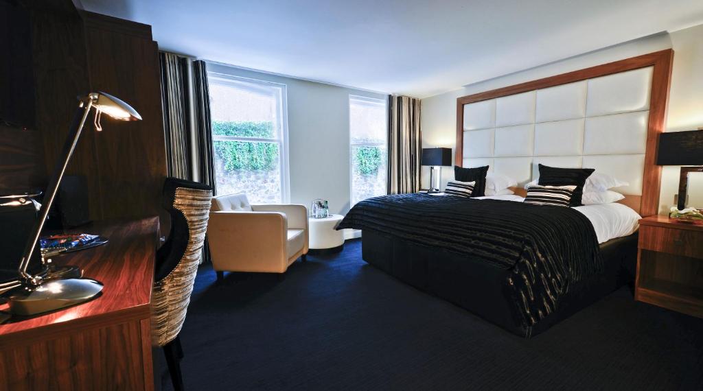 Colessio, Stirling (updated prices 2025)