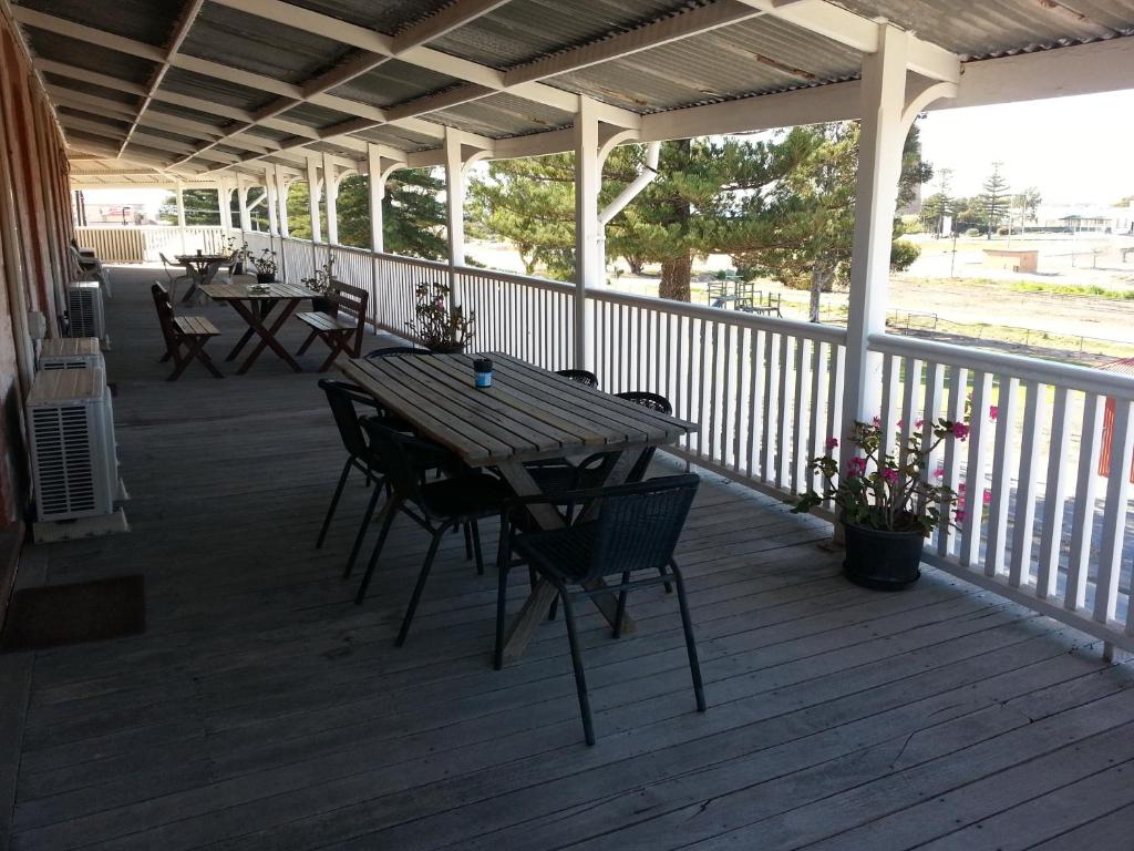 Sonbern Lodge Motel, Wallaroo (updated prices 2025)