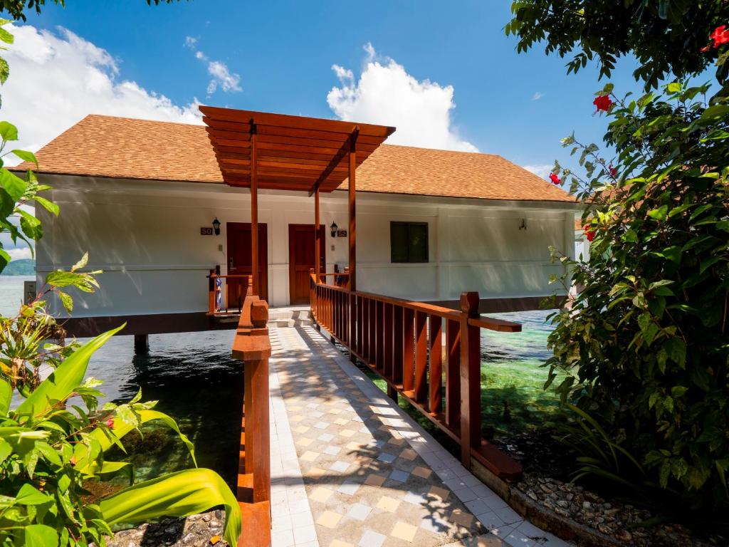 Sunlight Ecotourism Island Resort, Culion (updated prices 2025)