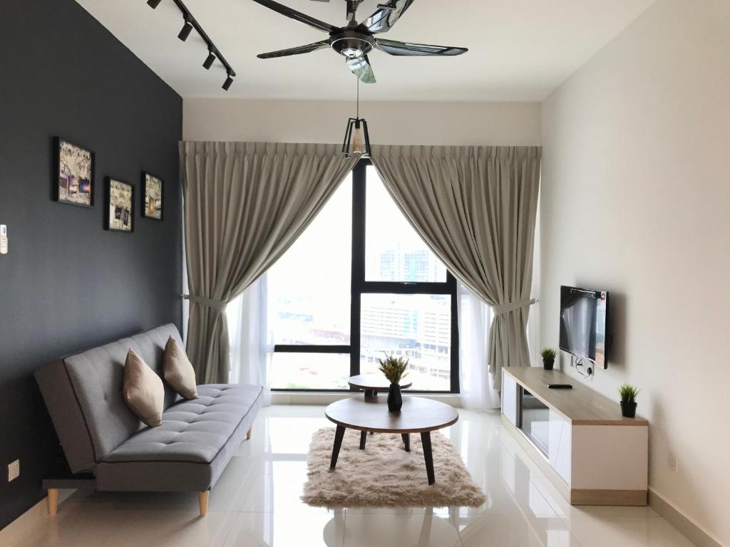 Mosaic Souhtkey Highfloor 2BR 2-6pax 5mins JBCIQ&Sentosa, Johor Bahru ...
