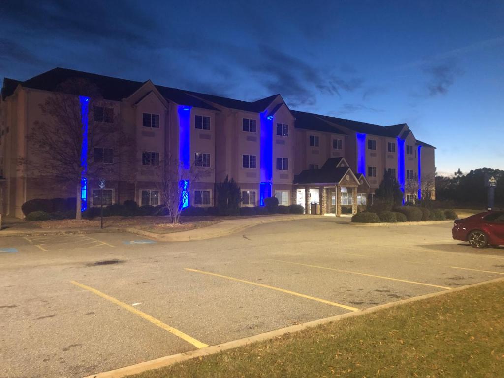 Microtel by Wyndham Perry National Fairground Area I-75, Perry (updated ...