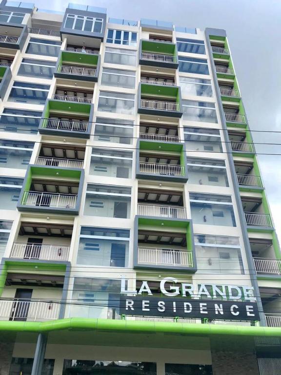 Beautiful condo in the new La Grande resort, Angeles (updated prices 2026)