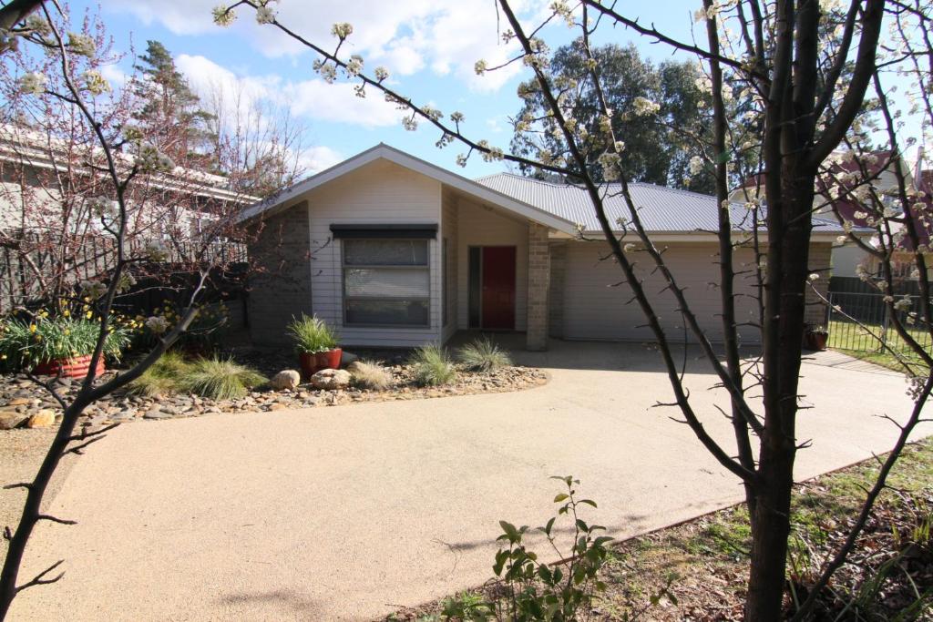 19 Georgian Court - Porepunkah