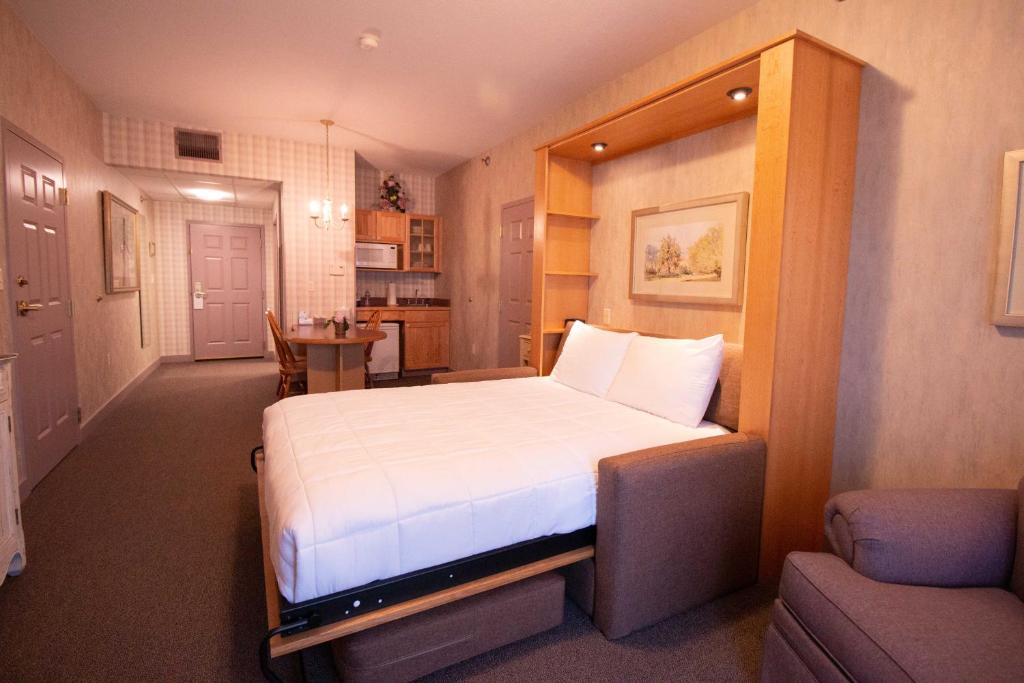 Essenhaus Inn & Conf. Center, Middlebury (updated prices 2025)