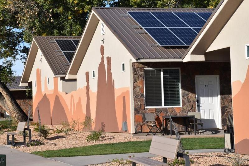 Zions Camp And Cottages - Hurricane, UT