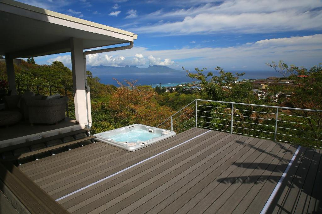 Ocean view & spa, Punaauia (updated prices 2026)